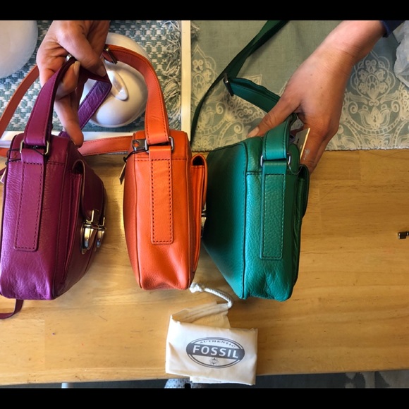 Fossil | Bags | Fossil Riley Top Zip Crossbody | Poshmark